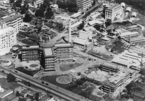 Aerial view of the Royal Women's Hospital in Brisbane, 1950 | Find and ...