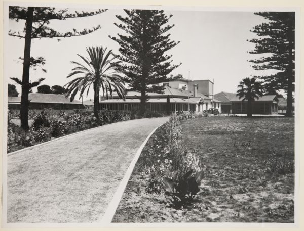 Seaforth Home, Entrance | Find and Connect