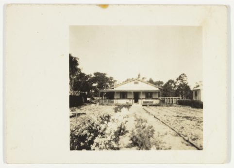 Bomaderry 13 [residence] | Find and Connect